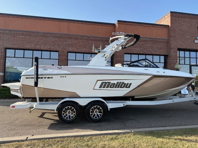 Pre-Owned, Used Inboard Boats For Sale | Malibu & Axis Boats